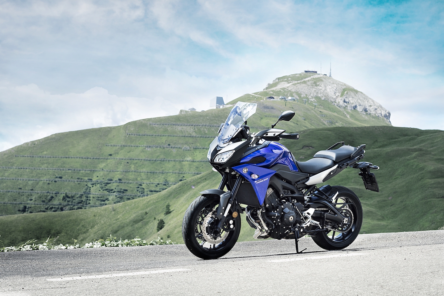 tracer900-left – Dancing the Polka