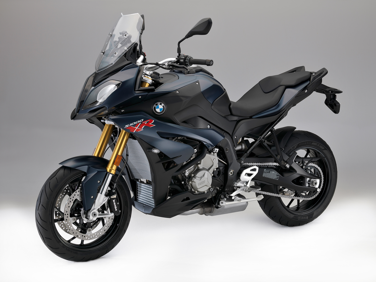 s1000xr – Dancing the Polka