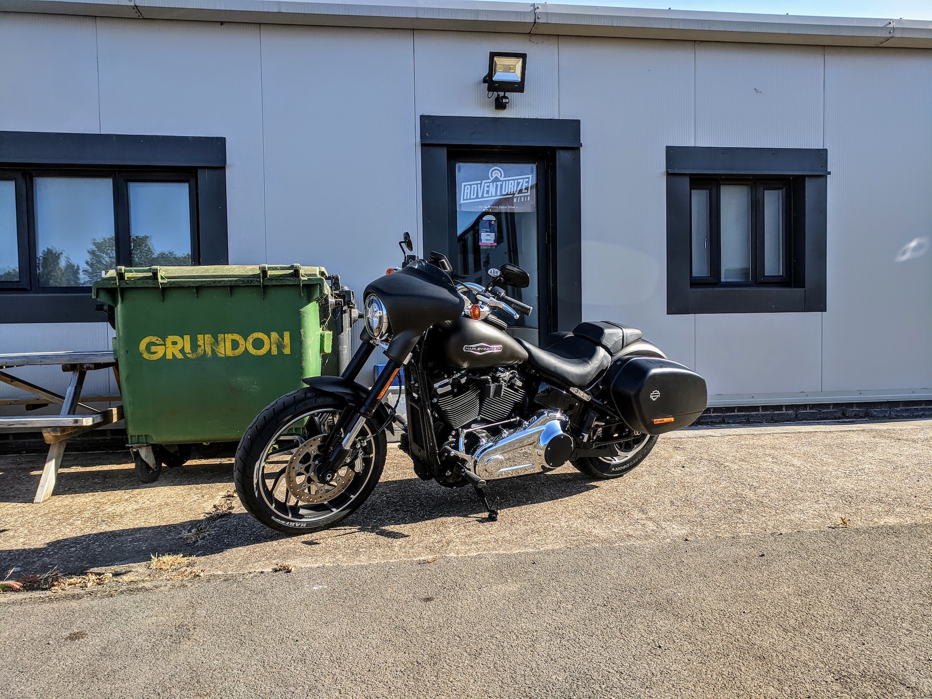 outsideabr – Dancing the Polka