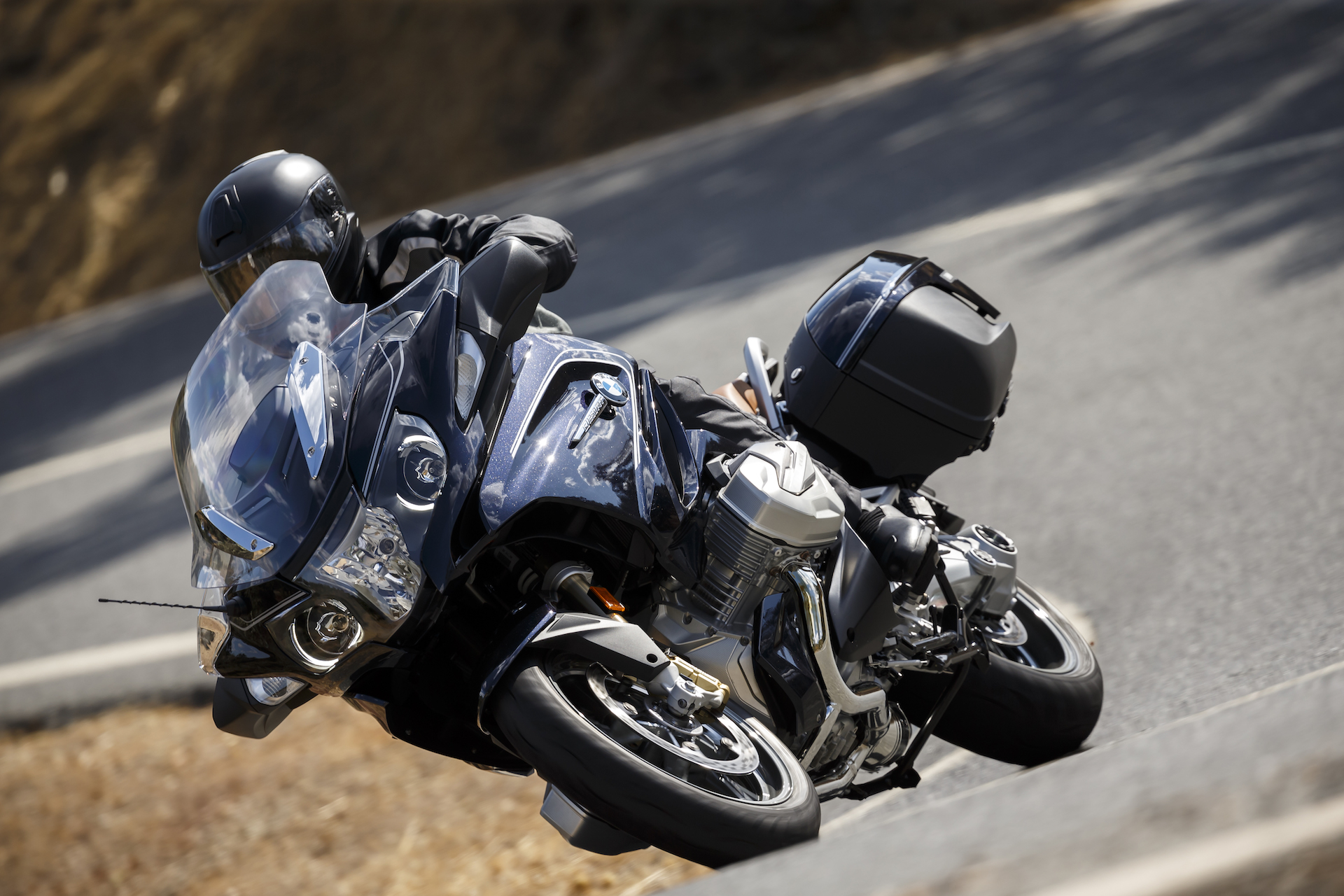 BMW R 1250 RT – Dancing the Polka