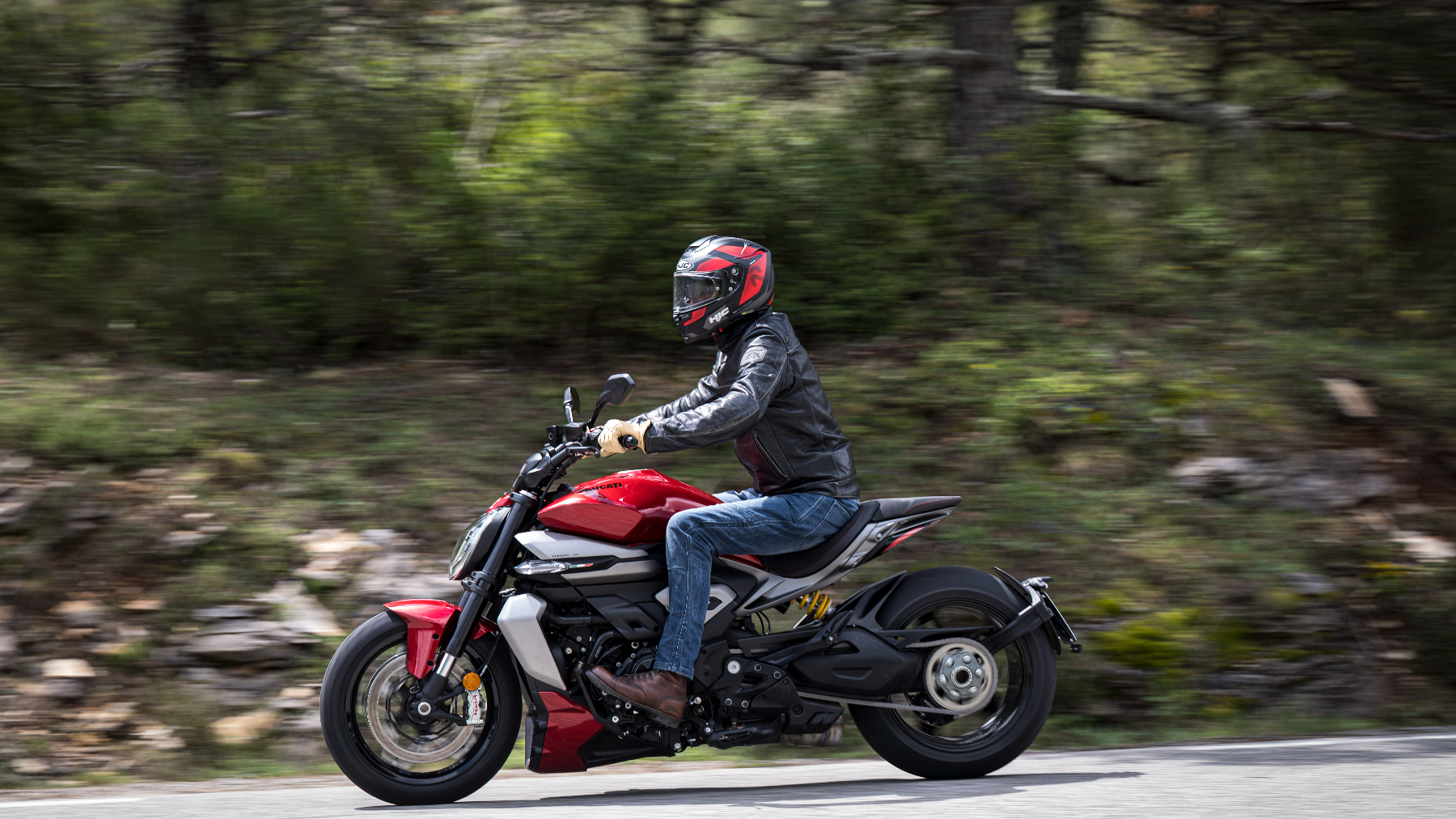 Meet the Man Behind Aerostich, Andy Goldfine – Dancing the Polka